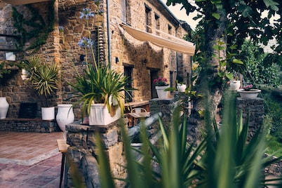ECO HOTEL CUEVA DEL GATO