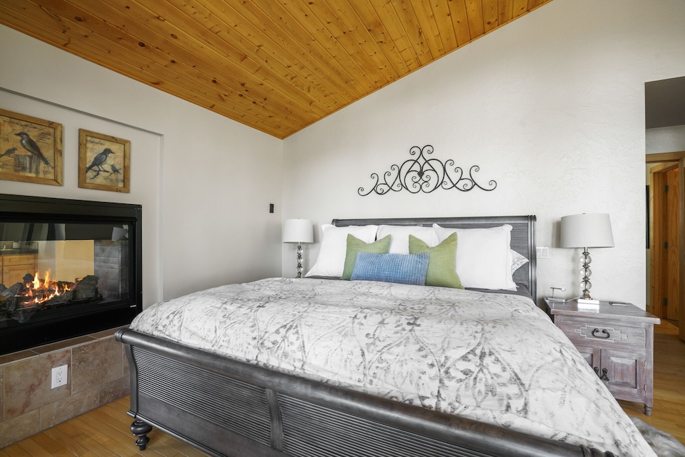 Luxury Home On 8 Acres - Fantastic Views And Outdoor Space - 20 Min To Dgo - Durango, CO