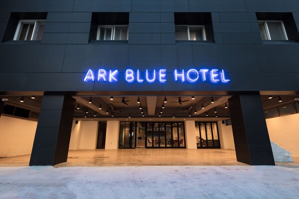 Ark Blue Hotel - Busan