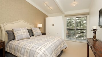 Apartamento em Condomínio Fechado, 3 quartos | 3 quartos, ferro/tábua de engomar, Wi-fi grátis