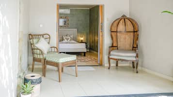 Quarto Signature | Roupa de alta qualidade, edredões de penas, camas de colchão pillowtop