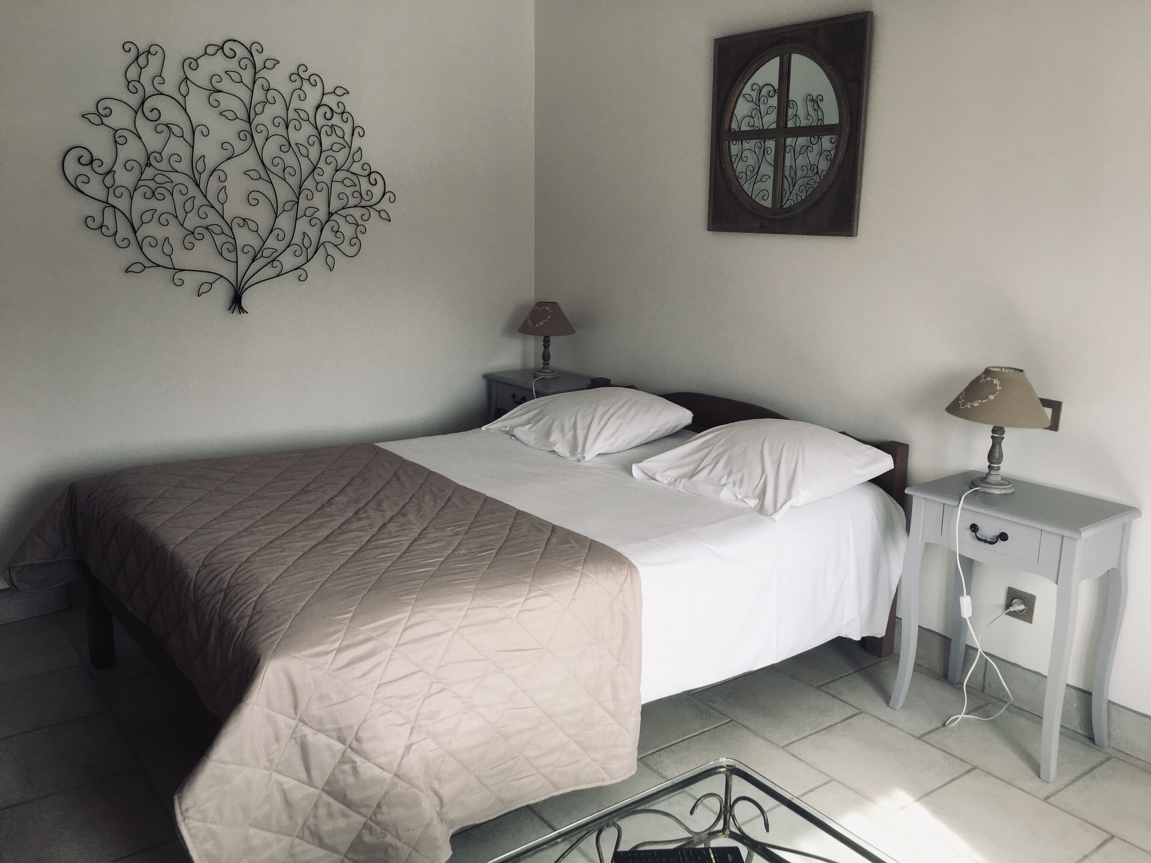 Quartos insonorizados, berço de viagem, Wi-fi grátis 