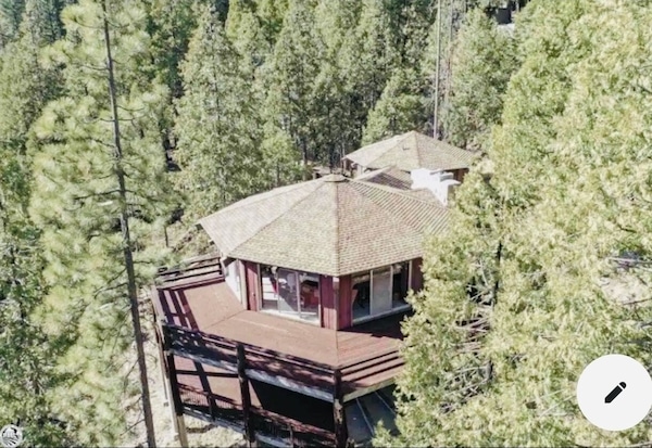 Amazing Tree House With Magical View! - Strawberry, CA