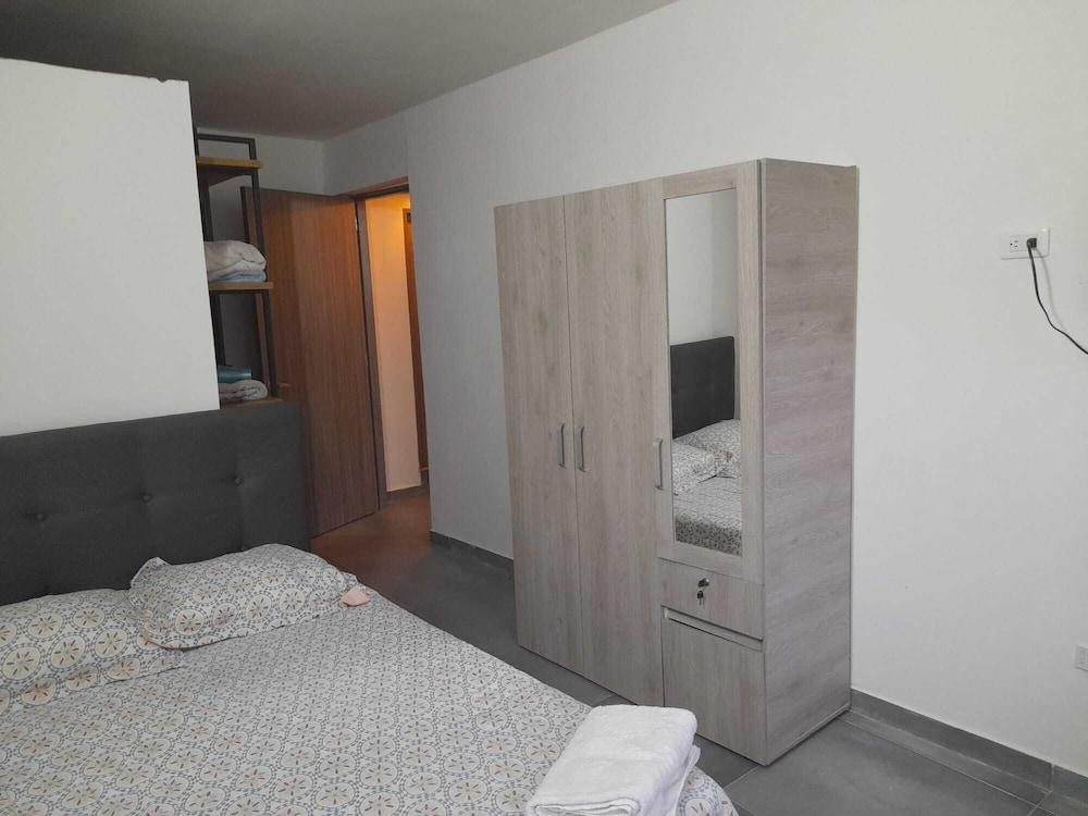 Medellin Modern Apartment With Jacuzzi And Big Terrace - Medellín