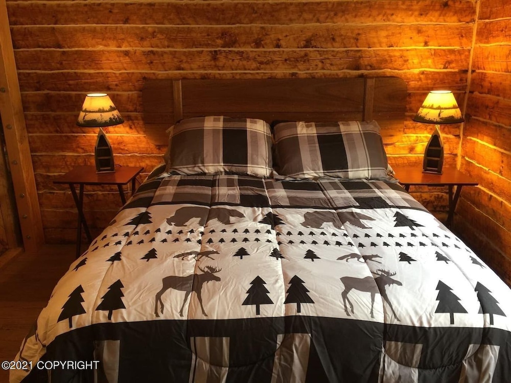 Private Cabin With A View! - Homer, AK