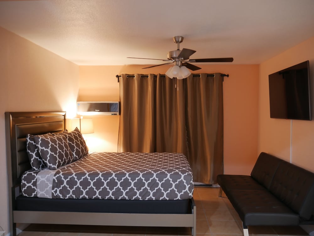 Cozy Studio 10 Min From The Strip - ネバダ州