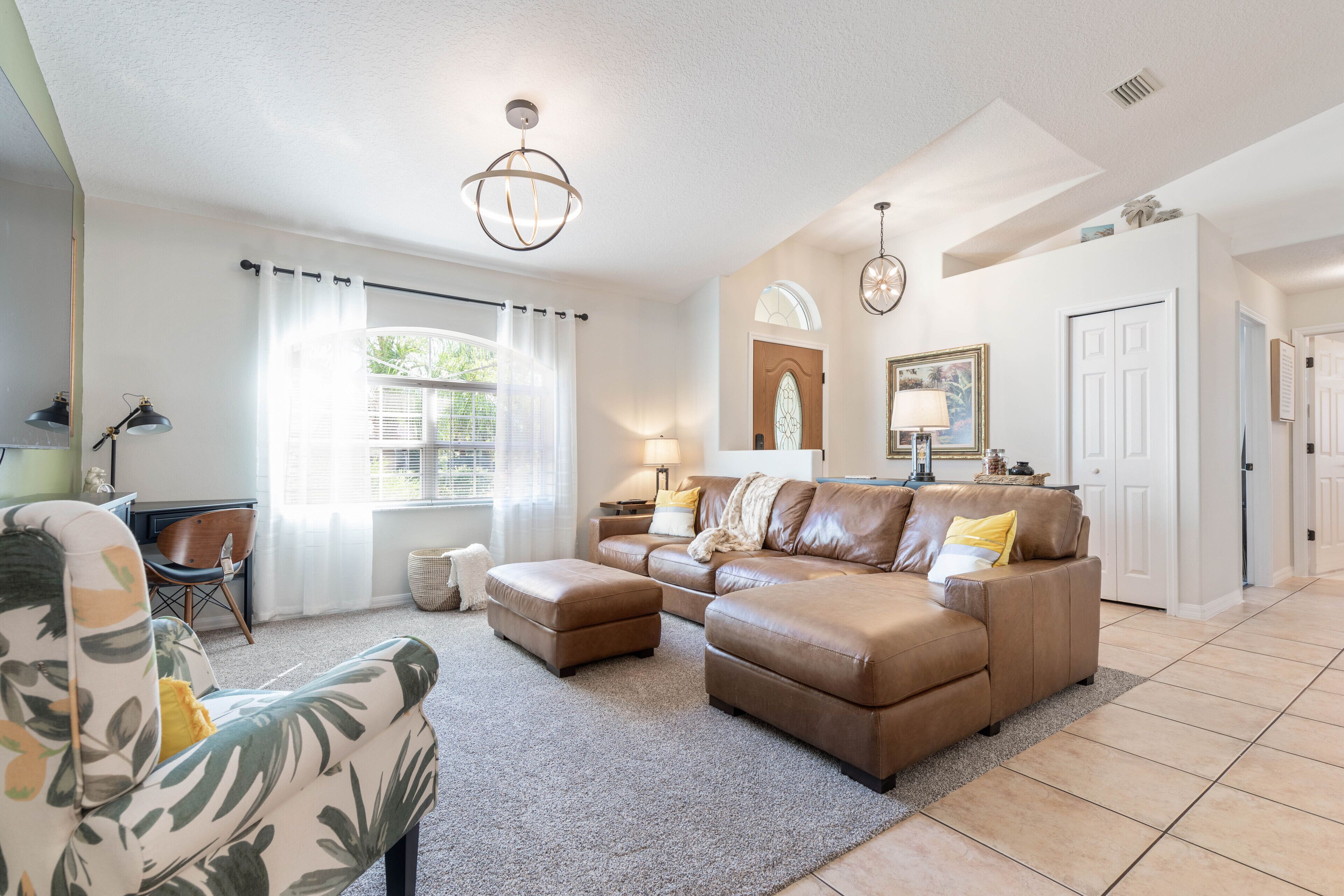 Privacy In The Palms - 3 Bed/2 Bath Pet Friendly Home - Palm Coast, FL