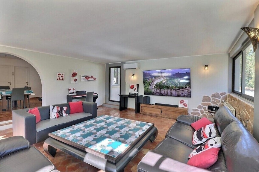 Villa Rosemary Heated Pool* - Mimet