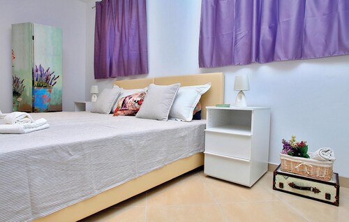 Beautiful Home In Lumbarda With 4 Bedrooms, Wifi And Outdoor Swimming Pool - Korčula