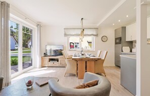 Casa (Meerzeit) | Sala de estar | TV