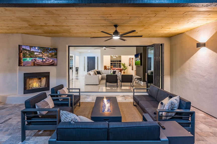 *Stunning New Lstg * $2m Resort Home*free Pool Ht - 글렌데일