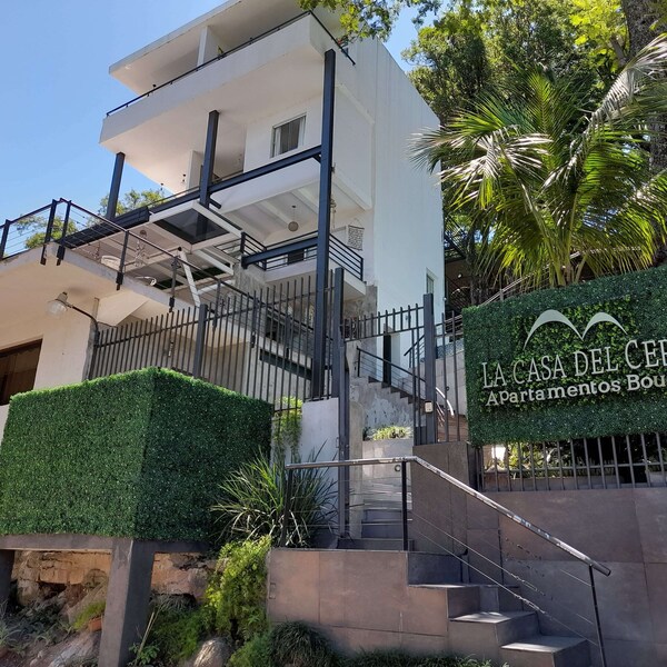 San Bernardino - La Casa Del Cerro - Boutique Hotel - Cordillera