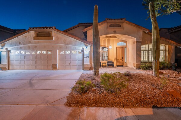 Resort Setting In Luxury Chandler Home W\/pool\/spa - Chandler, AZ