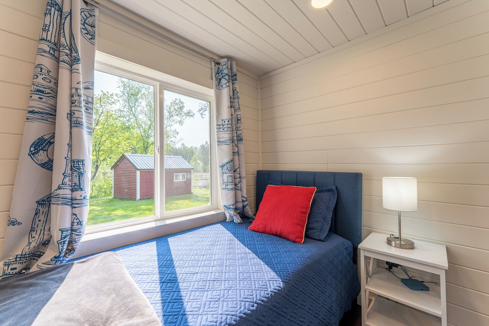 Yacht Club Cabin On Burntside, With Sauna - Ely, MN