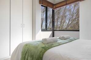 Apartamento (3 Bedrooms) | 3 quartos, Wi-Fi de cortesia
