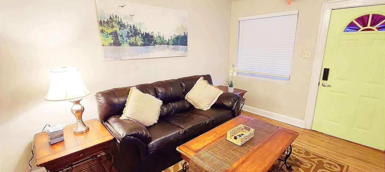 1-bedroom Private Home Just 4 Minutes To Lucas Oil Stadium - Indianapolis, IN