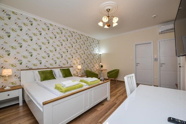 Camille Apartments - Budapest