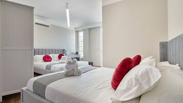 Quarto Quádruplo Familiar | 1 quarto, lençóis de algodão egípcio, roupa de alta qualidade