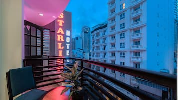 Quarto quádruplo luxo | Fachada da propriedade