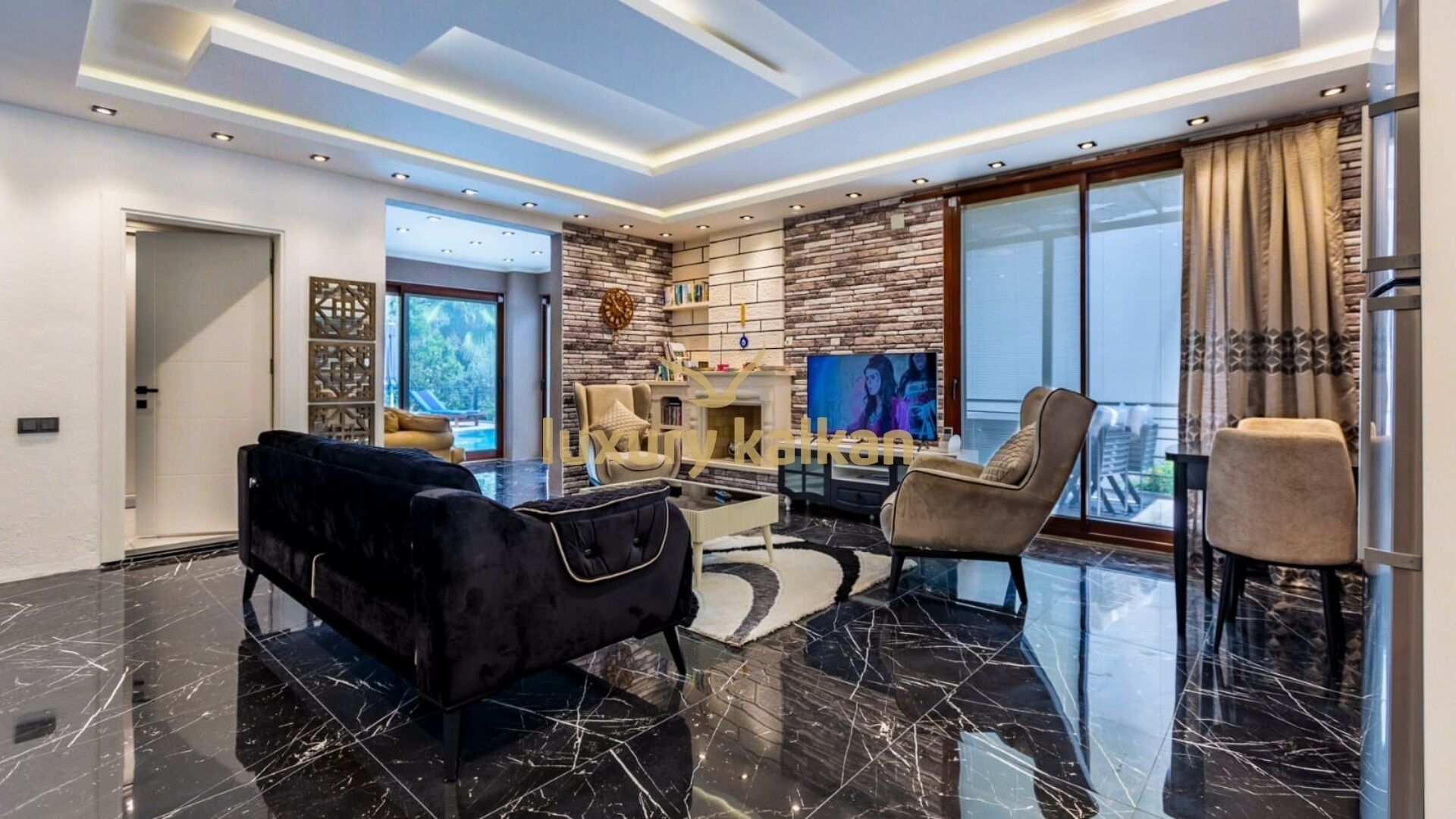 Two Bedroom Rental Villa, Located In Ortaalan Arae 15 Minutes Walking Distence. - Kalkan