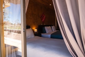 Quarto superior, vista para a montanha | Wi-Fi de cortesia, roupa de cama