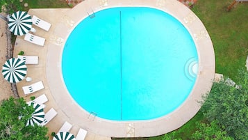 Piscina exterior