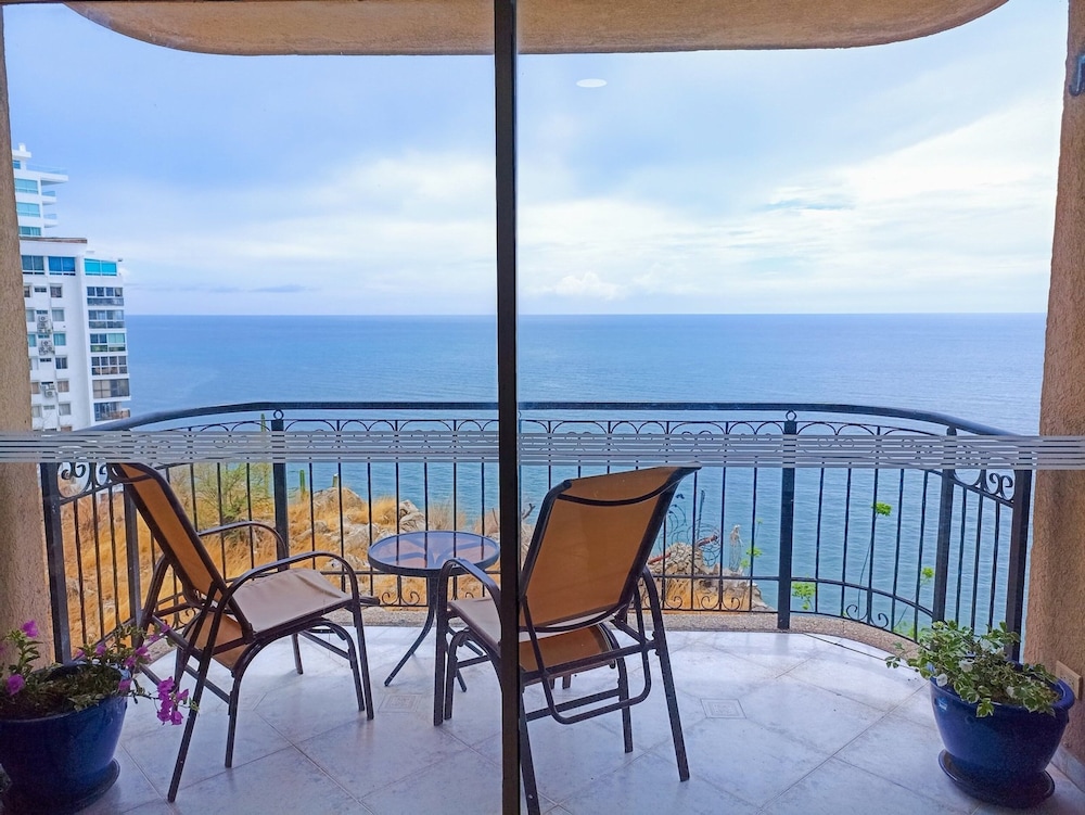 Best Studio Apartment - Sea View - Santa Marta