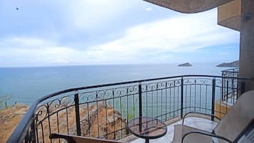Apartamento, 2 quartos | Sacada