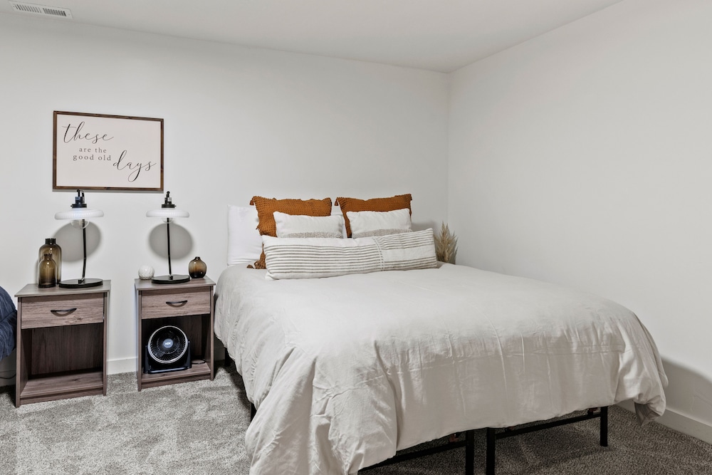 Comfortable Stay Near Park City & Midway! Easy Access, Keyless Entry! - Heber City, UT