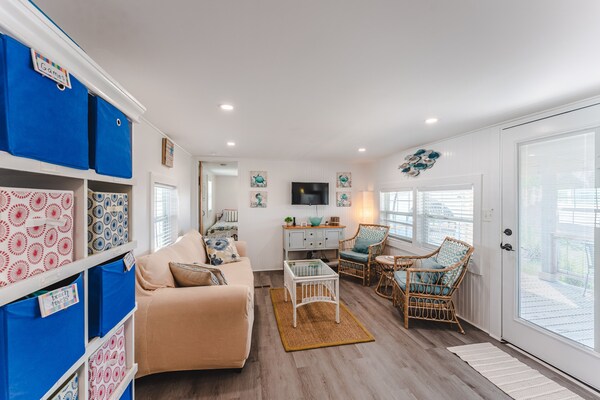 Adorable Cottage With Pool Minutes From Beach! - Mexico Beach, FL