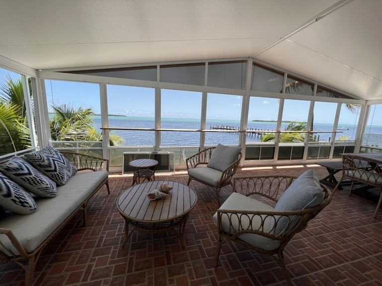 Clear Ocean Views ! Ocean Front Home In Key Largo - Floride