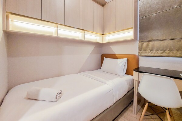 Scenic And Restful 2br Sky House Bsd Apartment - Jakarta