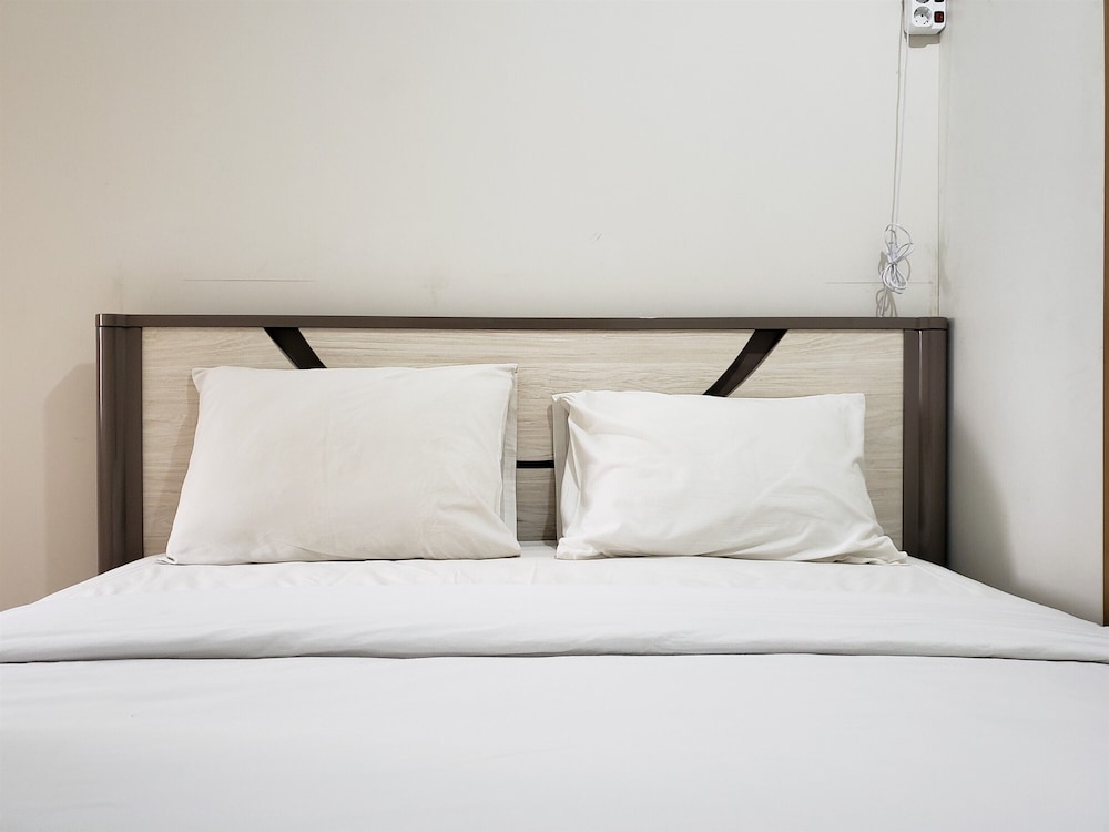 Comfort Living 2br Apartment At Springlake Summarecon Bekasi - Jakarta