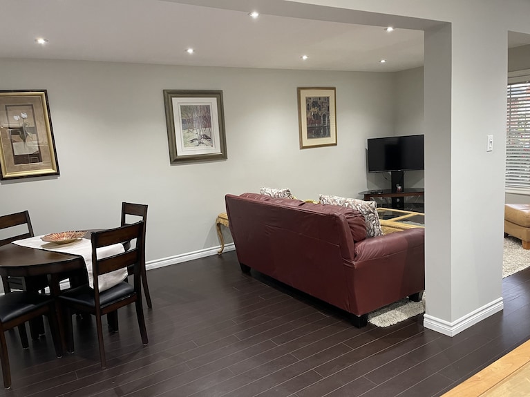 Affordable Quiet 3 Bdrms + 2.5 Bath Home In Toronto Area - Brampton