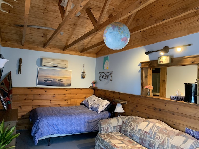 Very Cozy Quiet And Rustic Space On A Lake. - Cape Breton Island