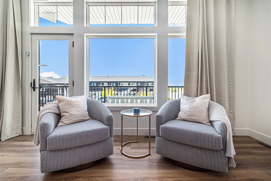 Suite A: New Pool And Hot Tub For 2026! Relax & Unwind, Sleeps 18 - Ludington, MI