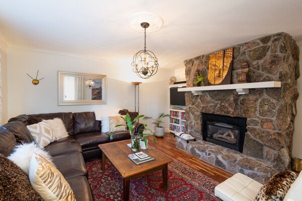 Charming, Stylish, Mountain Chic Monthly Rental - Crested Butte, CO