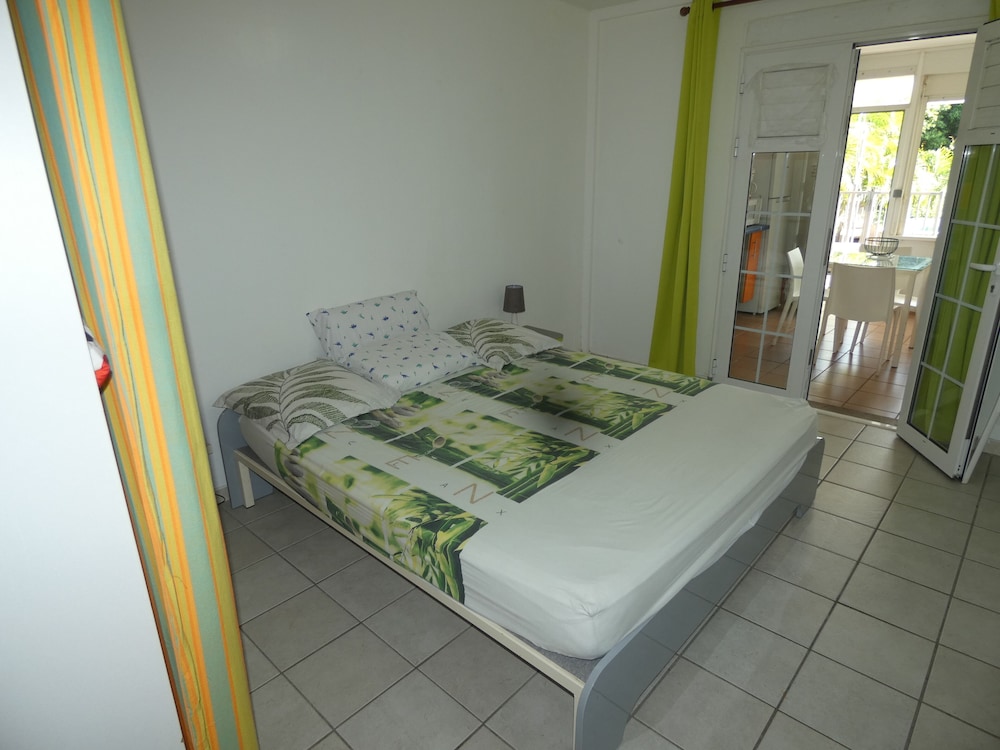 In Total Privacy, Private Heated Saltwater Pool - Martinique