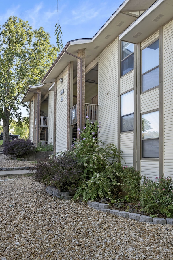 Retreat At The Pointe In The Heart Of The Ozarks | Nearby Famed Branson Attrac - Branson, MO