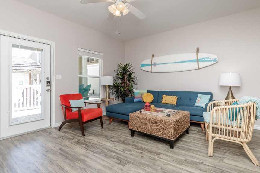 3 Heated Pools/ Blocks To Beach/ Poolside Townhome - Corpus Christi, TX