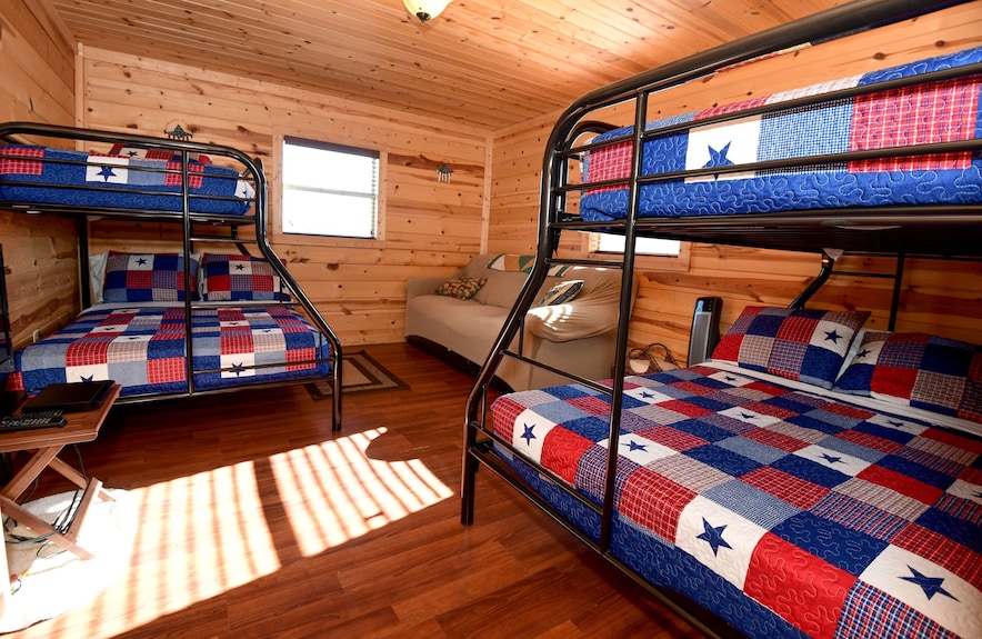 Kay's River Escape - ユートピア, TX