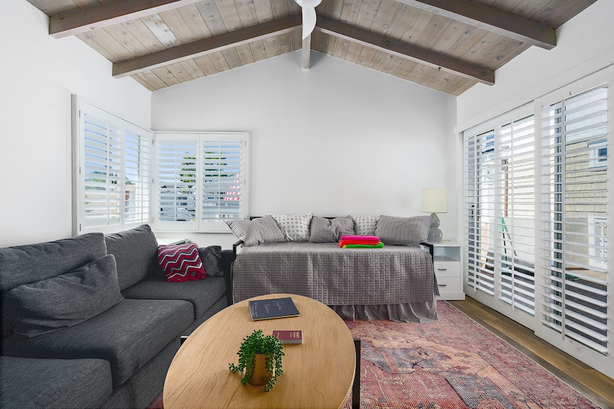 3 Properties From The Beach - アーバイン, CA