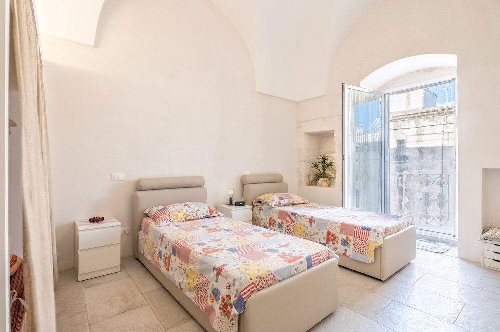 Vacation Home "La Dimora Di Sole" With Sea View, Private Terraces & Wi-fi - Ostuni