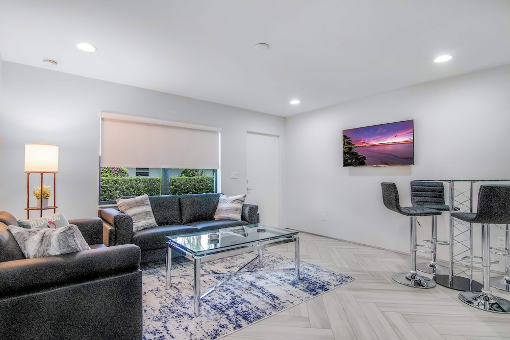 Delray Beach Getaway Minutes To Beach & More! - Delray Beach, FL