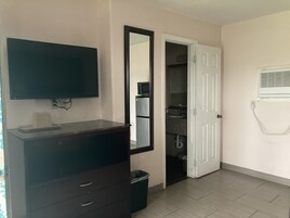 Quarto Standard, 1 quarto, fumadores | Roupa de alta qualidade, roupa de cama fornecida 