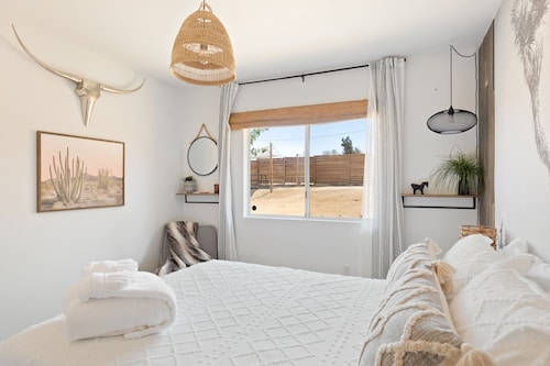 Joshua Tree Retreat 10 Min To National Park - Joshua Tree, CA