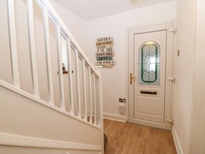 3 quartos, com decoração personalizada, com mobília individualizada 