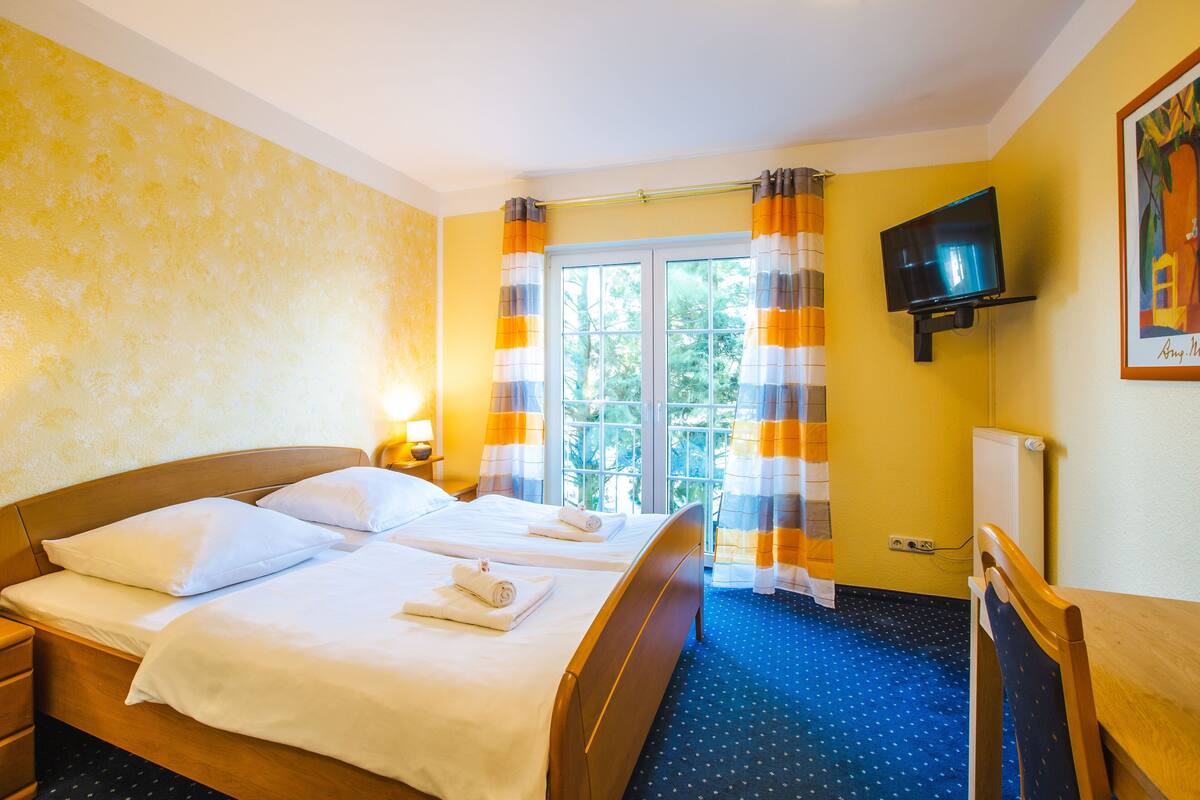 Quarto casal luxo | Wi-Fi de cortesia