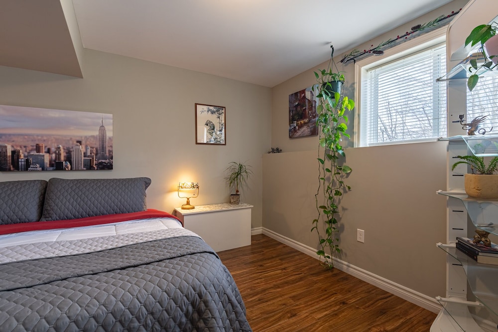 Private & Cozy Basement Apartment Surrounded By Nature - Halifax