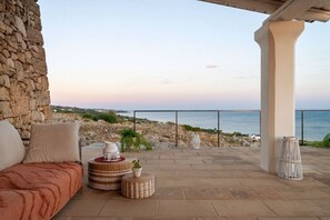 Villa, 2 quartos, acessível, varanda | Terrenos do alojamento